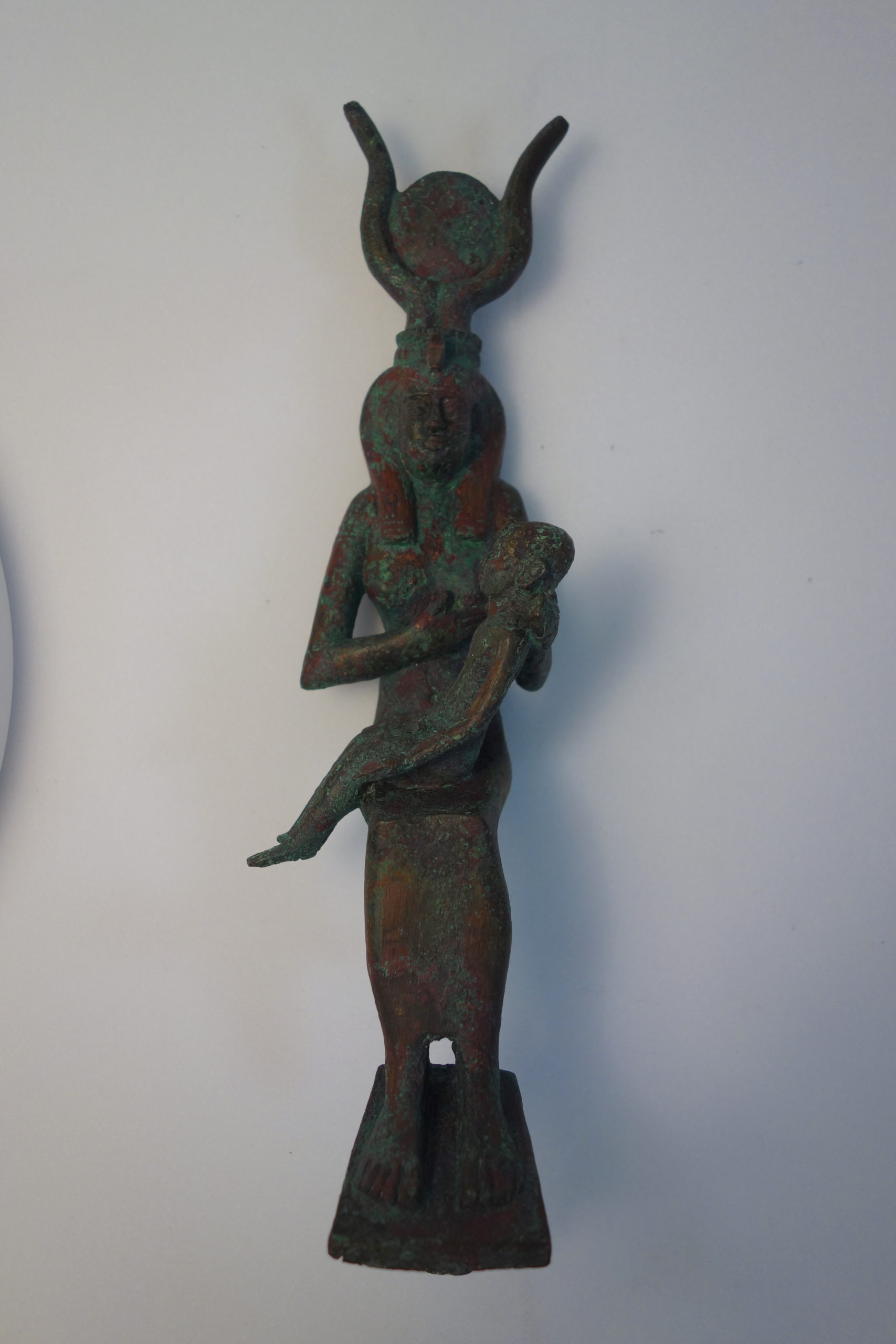 Isis Imagery – Birmingham Egyptology